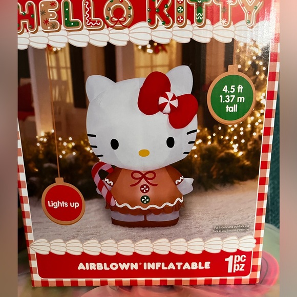 Hello Kitty | Holiday | Hello Kitty Gingerbread Inflatable 45 Ft Tall ...